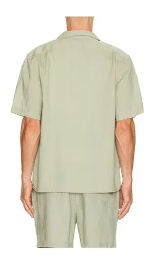 Onia Air Linen Convertible Vacation Shirt In Green - Elm