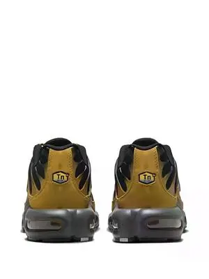 Nike Air Max Plus Sneakers