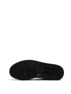 JORDAN 1 Mid Reverse New Love Sneakers