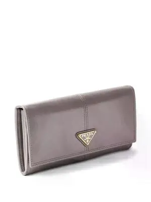Prada Large Triangle-plaque Wallet - Grey