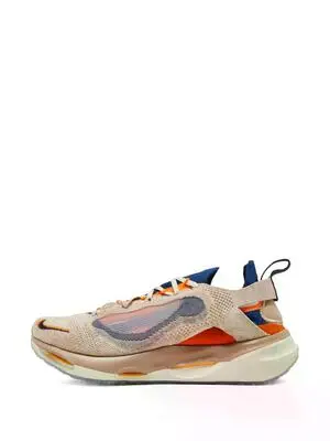 Nike Spark Flyknit Sneakers - Neutrals