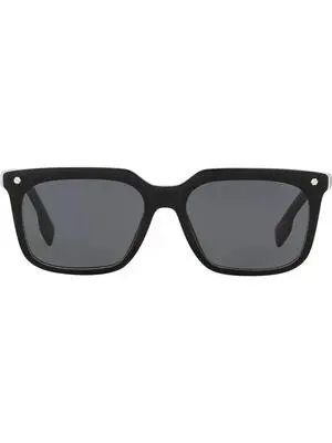 Burberry Carnaby Sunglasses - Black