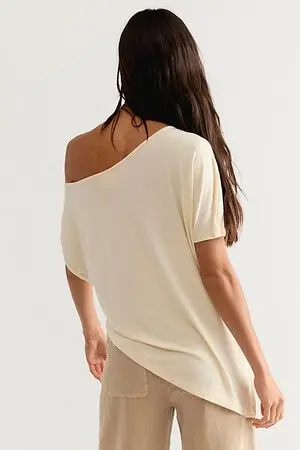 SUNDAY MARKET Oversized Graphic T-shirt With Asymmetrical Hem
