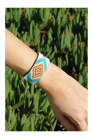 SAMBBOHO Beaded Leather Bracelet