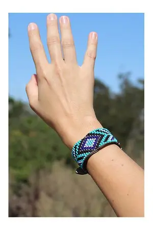 SAMBBOHO Beaded Bracelet