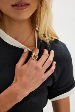 Free People Buck Ring - Gold