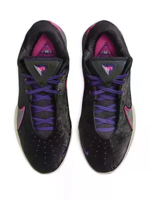Nike Lebron 22 Light Sneakers