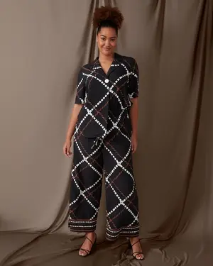 ESTELLE Printed Wide Leg Pants