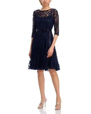 Rickie Freeman For Teri Jon Leaf Lace Pintuck Dress - Navy