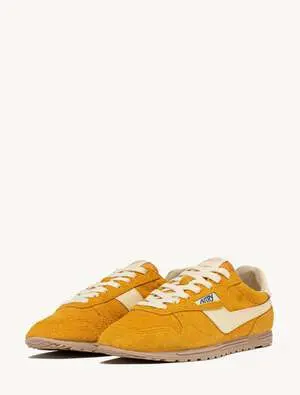 AUTRY Lace-up Sneakers - Yellow