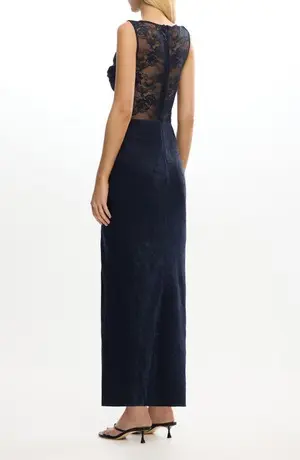 Significant Other Nida Sleeveless Stretch Lace Gown