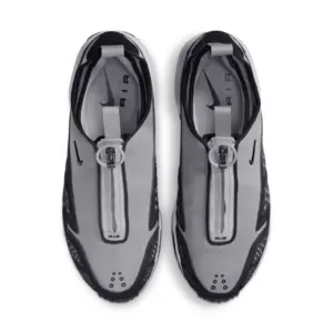 Nike Air Max Sndr Sneakers
