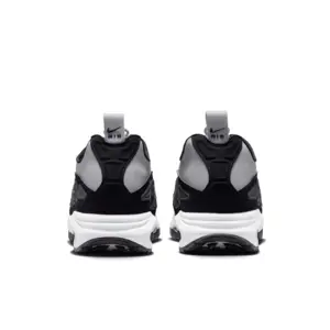 Nike Air Max Sndr Sneakers