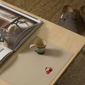 BEAMS Embroidery Daruma Tea Mat