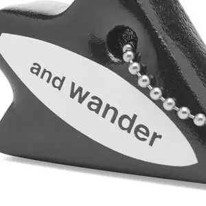 AND WANDER X Key Float