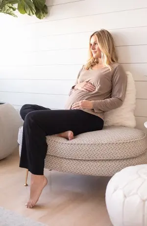 KINDRED BRAVELY Maternity & Nursing Long Sleeve T-shirt