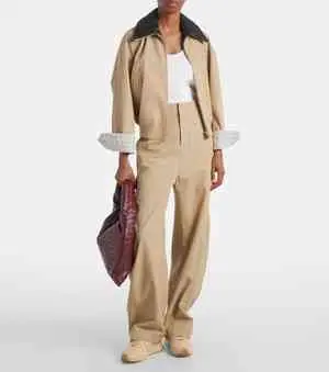 TOD'S Vintage Suede Sneakers - Beige