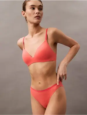 Calvin Klein Perfectly Fit Bikini Bottom - Exquisite Pink