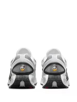 Nike Air Max Dn Sneakers - Grey