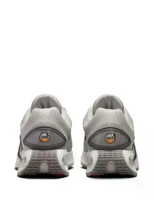 Nike Air Max Dn Sneakers - Grey