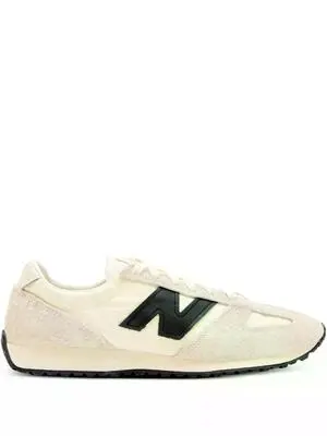 NEW BALANCE 471 Panelled Sneakers