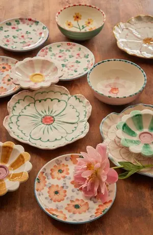 RICE BY RICE Set Of 4 Flower Shaped Side Plates