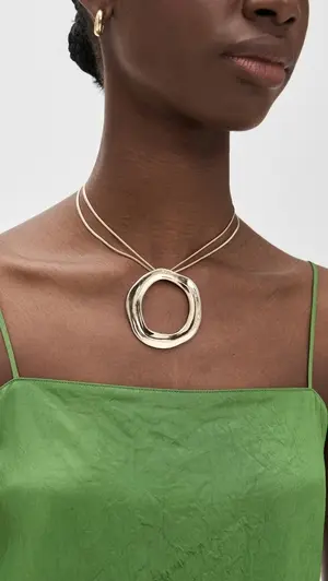 Ettika Round Pendant Necklace