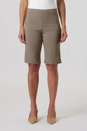 FRANNE GOLDE Slim Stretch Bermuda Short Cafe