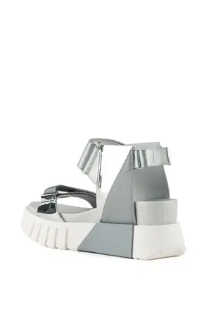 United Nude Delta Run Platform Sandal - Irony