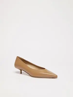 Max Mara Kitten-heel Leather Court Shoes - Camel