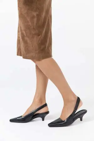 ST. AGNI Sling Back Heel - Black