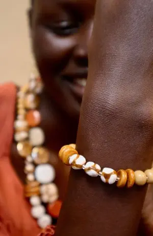 KAZURI Earth Collection Mambrui Beaded Bracelet - Multi
