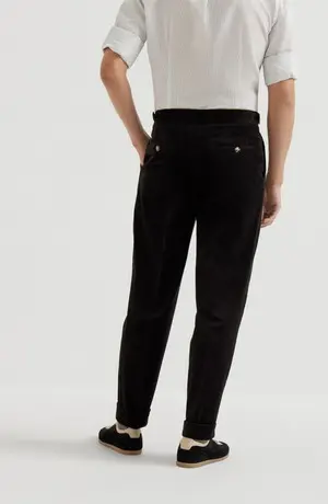 Brunello Cucinelli Trousers With Double Pleats And Tabs - Black
