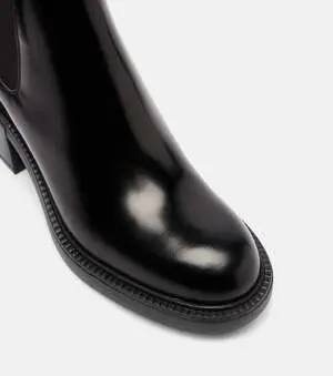 TOD'S Leather Chelsea Boots