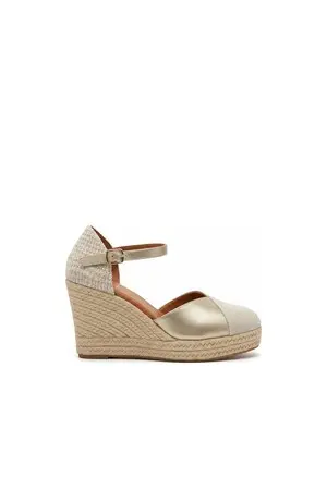 Menina Step Metallic Shoes For Women