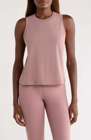 FREE FLY Elevate Lightweight Tank - Fig