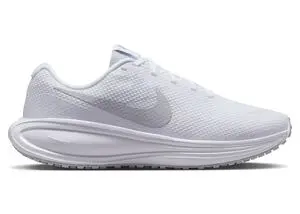 Nike Revolution 8 Sneakers