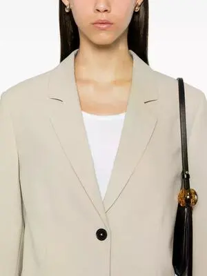 Closed Lola Blazer