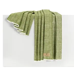 LANDS DOWNUNDER Sutton Plaid Throw - Fern