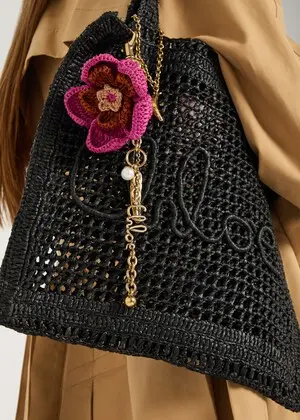 Chloé Floral Raffia And Metal Key Chain - Violet