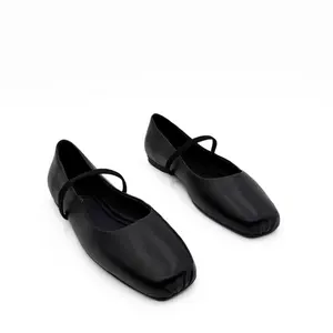AMIE RAFA Mary Jane Flats - Black