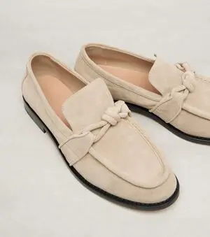 Bottega Veneta Astaire Knot Suede Loafers - Beige