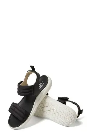 DEARFOAMS Thea Quarter Strap Sandal - Black