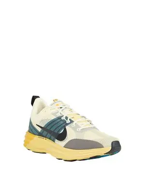 Nike Low-top Sneakers