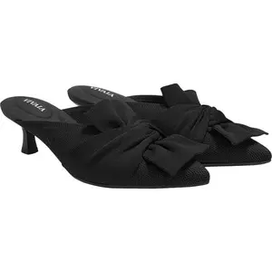 Vivaia Kitten Heel Pumps