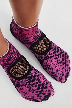 AREBESK Phish Net Pilates Socks - Snake Pink
