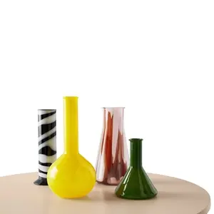 KOSTA BODA Lab Measuring Flask Vase