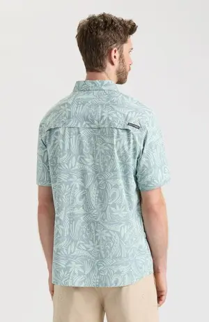 SALT LIFE Mahi Short Sleeve Button Down Performance Shirt - Storm