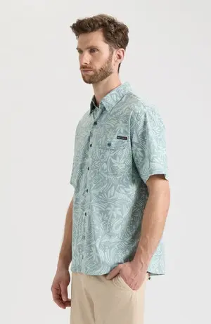 SALT LIFE Mahi Short Sleeve Button Down Performance Shirt - Storm