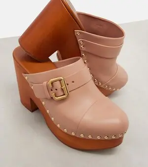 Chloé Jeannette 80 Studded Leather Clogs